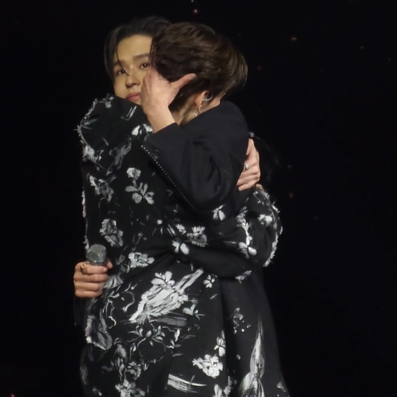 BKPP-เหมือนเคย依然如旧-PPkritmypleasureconcert day2 现场版本-20250309 - 【BKPP】 ★ Begin together. ☆声音碎片 ...