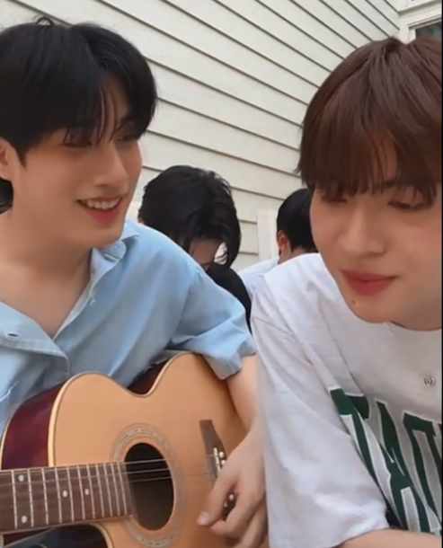 Last Twilight-cover Firstone(feat.Tle) - Tlefirstone cover版+自己的歌曲 - 电台节目 - 网易云音乐