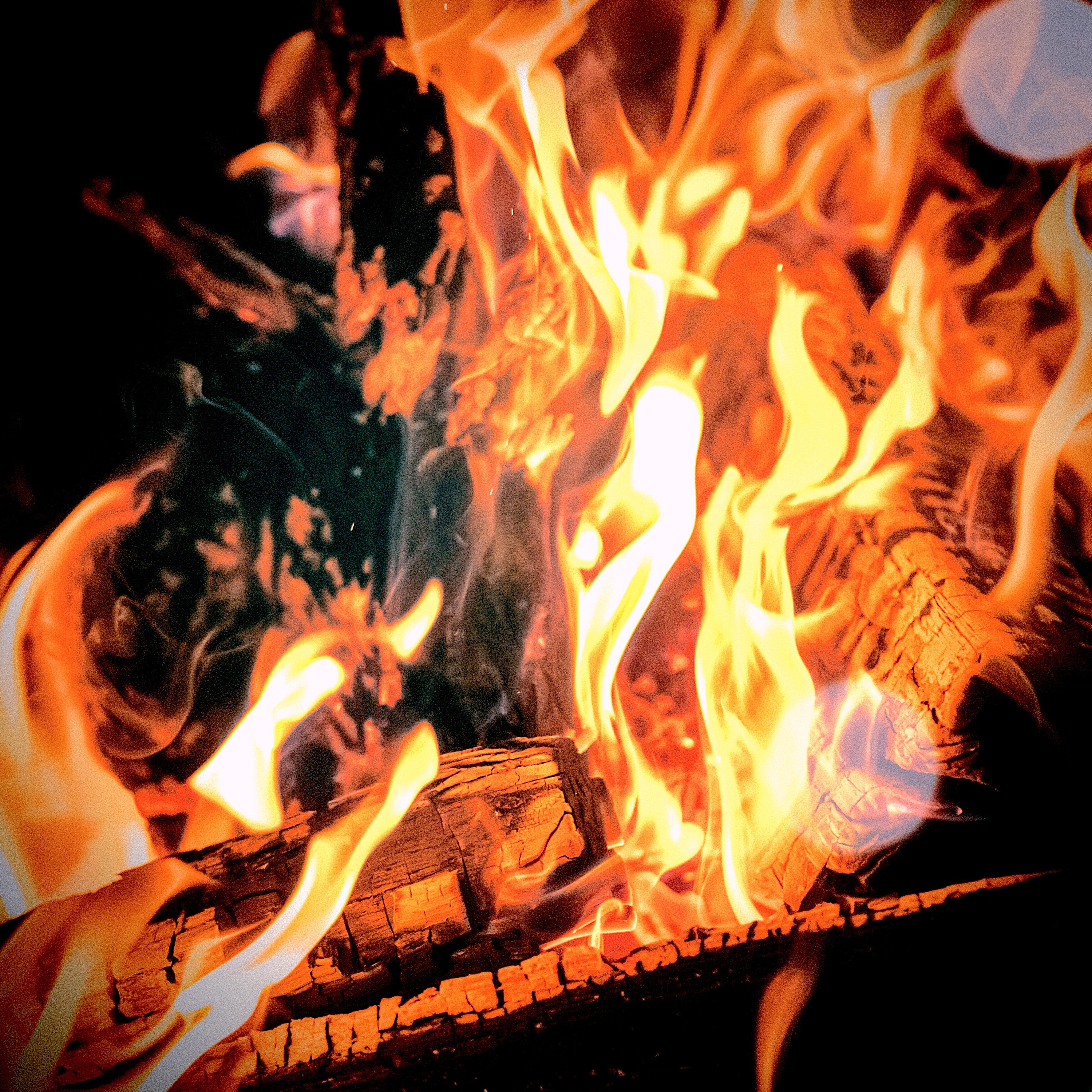 Homey Fireplace Serenity - Mindful Mother Nature/Nature Weather Sound ...