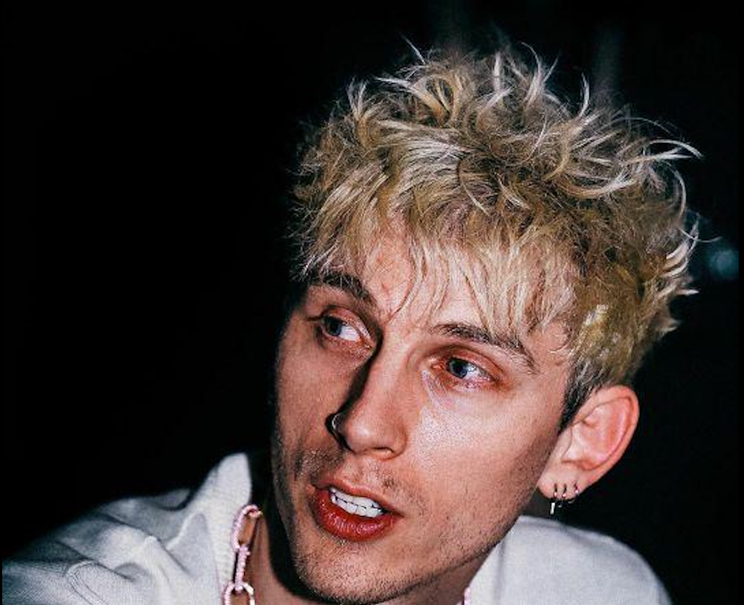 Machine Gun Kelly（MGK） - 歌手 - 网易云音乐