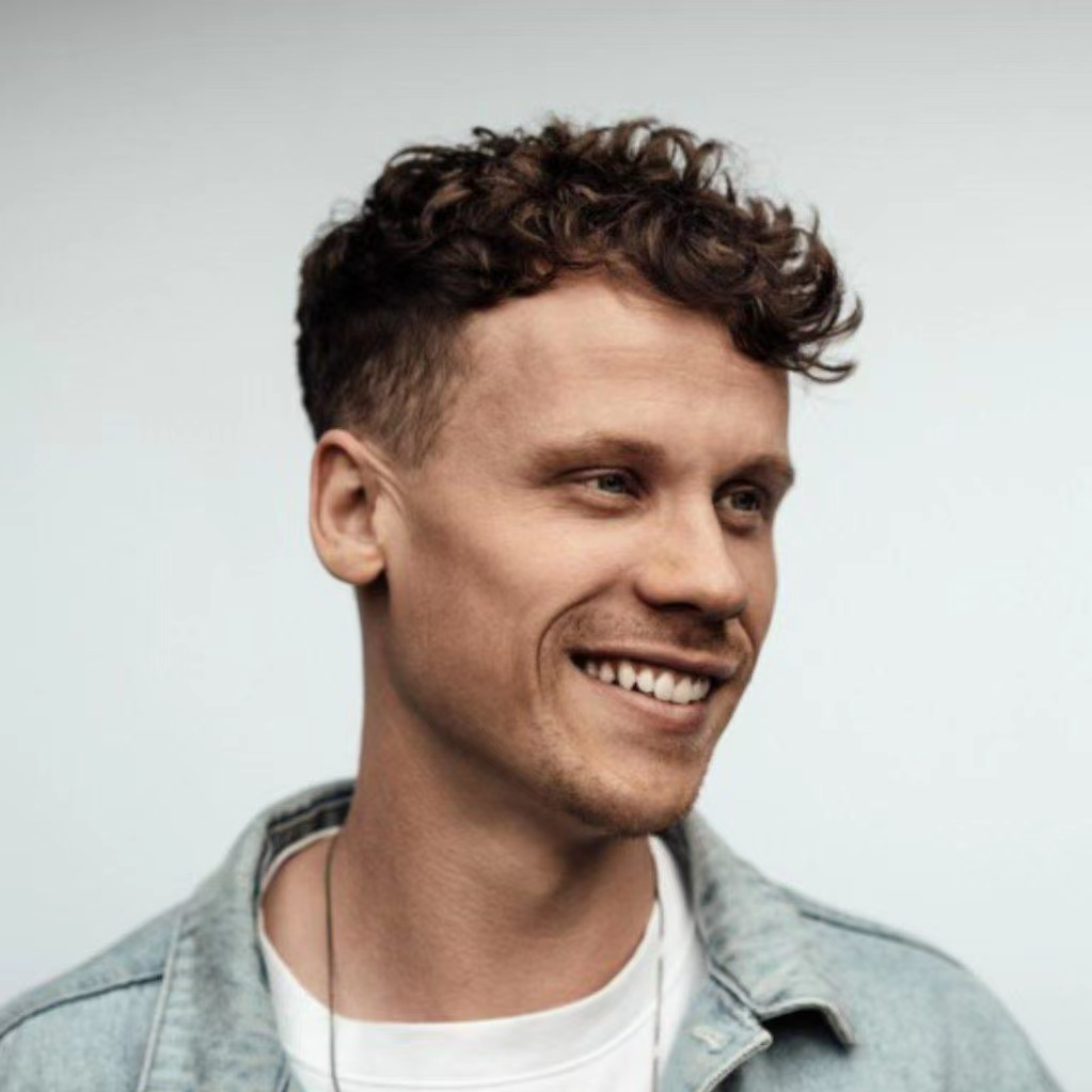 Dimitri Vegas & Like Mike ^ Martin Garrix - Tremor ( Maddix Remix ...