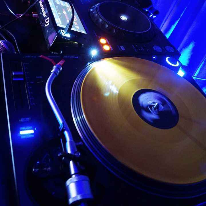 DJ E11EVEN 爱是奖励还是惩罚 VINA&BOUNCE 全套私改MASHUP SET - 精选BOUNCE&VINA 舞曲串烧 抱抱摇 ...