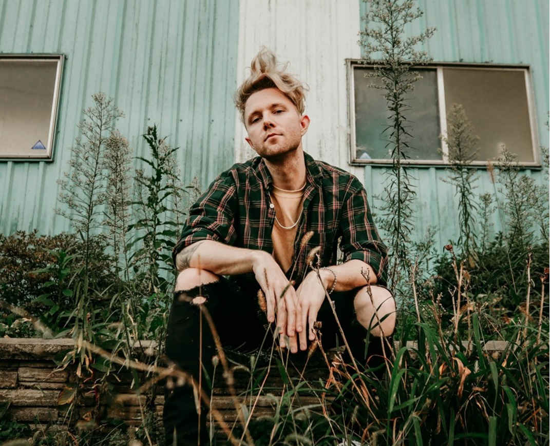 Adam Christopher - 歌手 - 网易云音乐