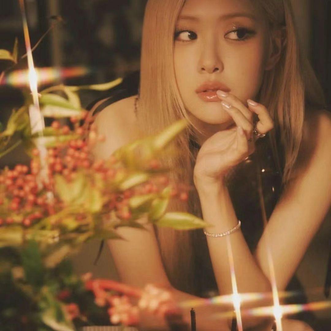 ROSÉ朴彩英-Vampirehollie - keshiii - 单曲 - 网易云音乐