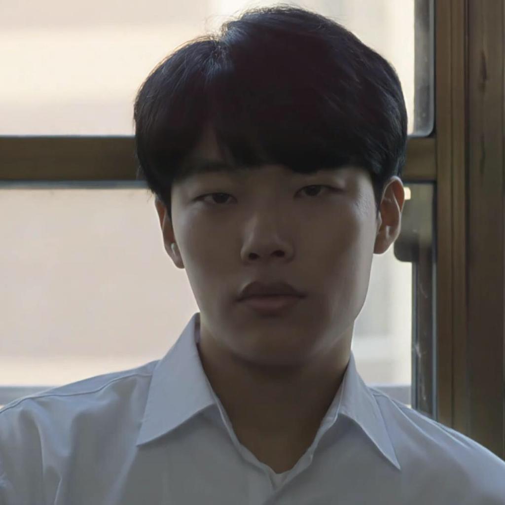 Hnnyena - 歌手 - 网易云音乐