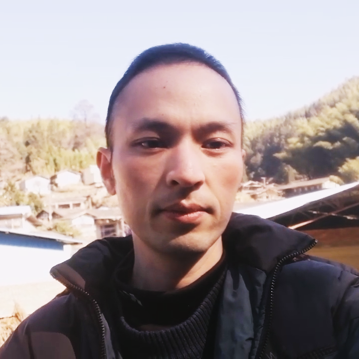 庄杨（师爷庄，Ezfic） - 歌手 - 网易云音乐