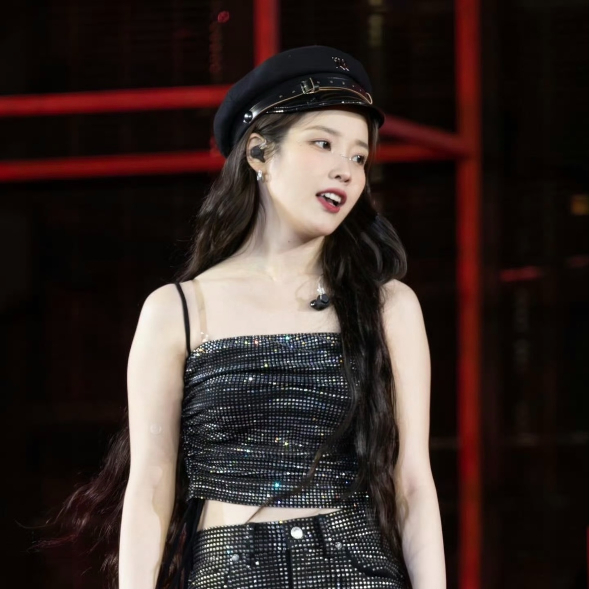 Shh , clip live - iu的紫色音乐 - 电台节目 - 网易云音乐