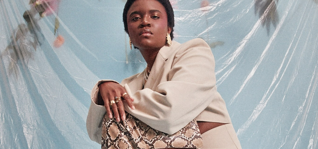 amaarae（Ama Serwah Genfi ） - 歌手 - 网易云音乐