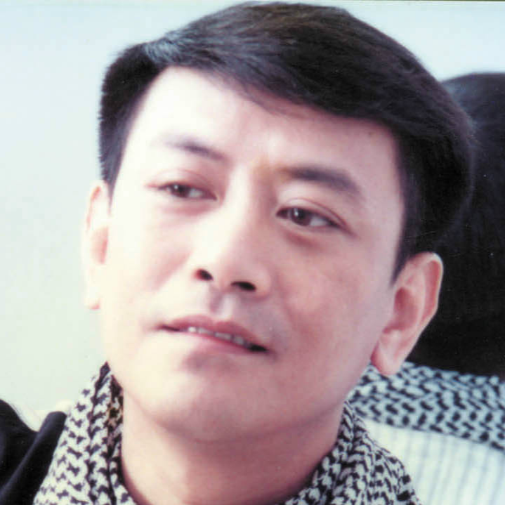 罗文（Roman Tam，谭百先） - 歌手 - 网易云音乐