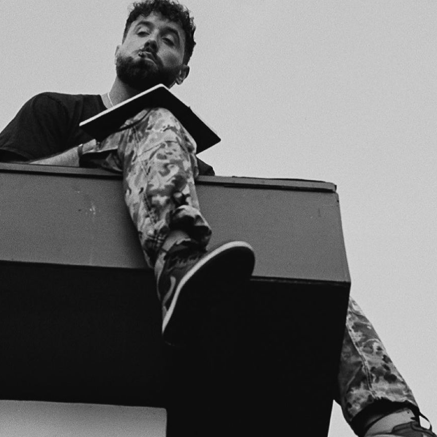 mike. - 歌手 - 网易云音乐