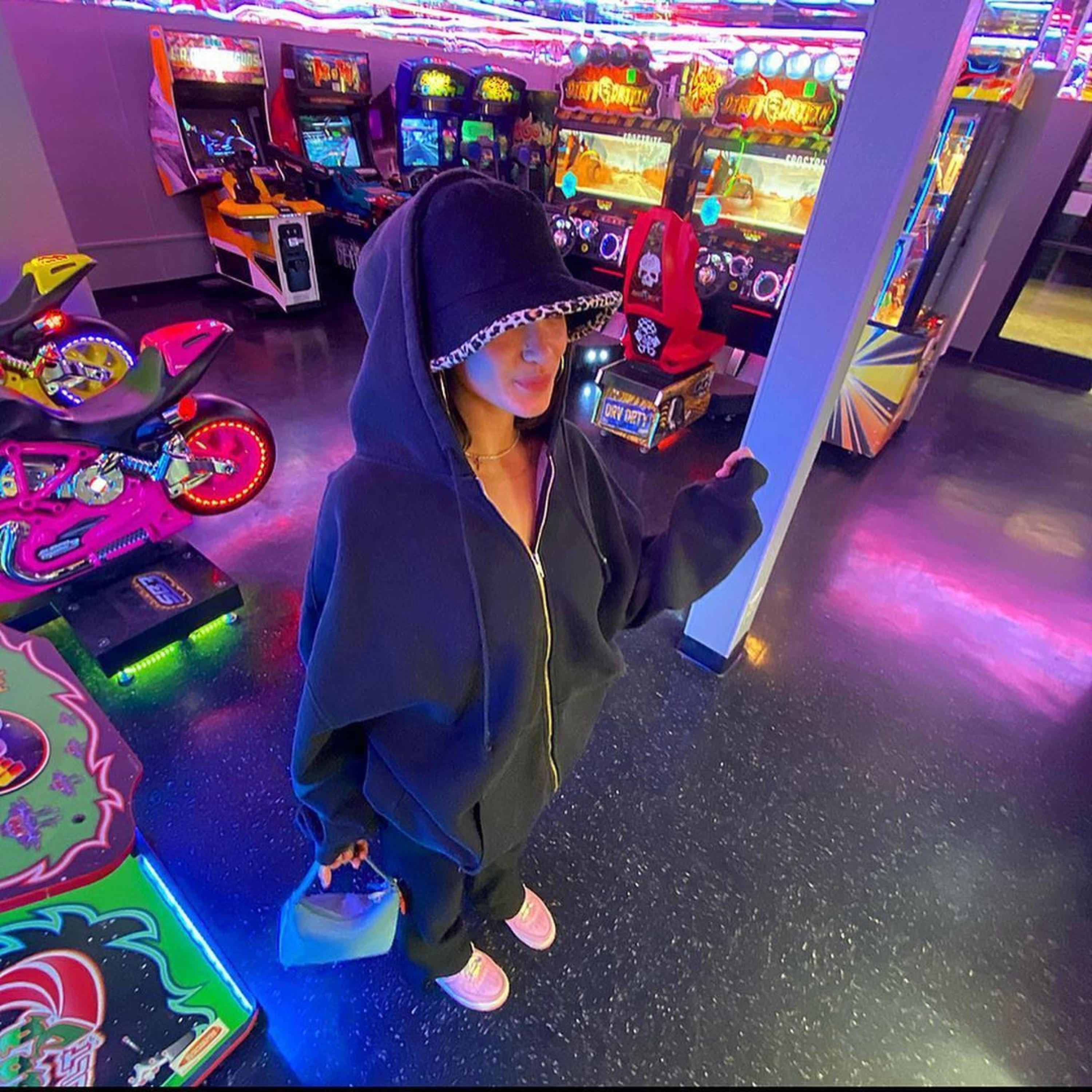 run my mood! (feat. mannyily) - trippin4u - 专辑 - 网易云音乐